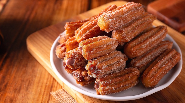 How To Make Crispy Churros Without Frying Them In Oil
