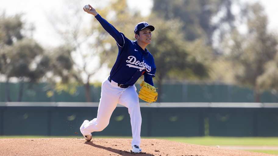 Roki Sasaki Unleashes Nasty Splitter During Dominant Spring Training Start