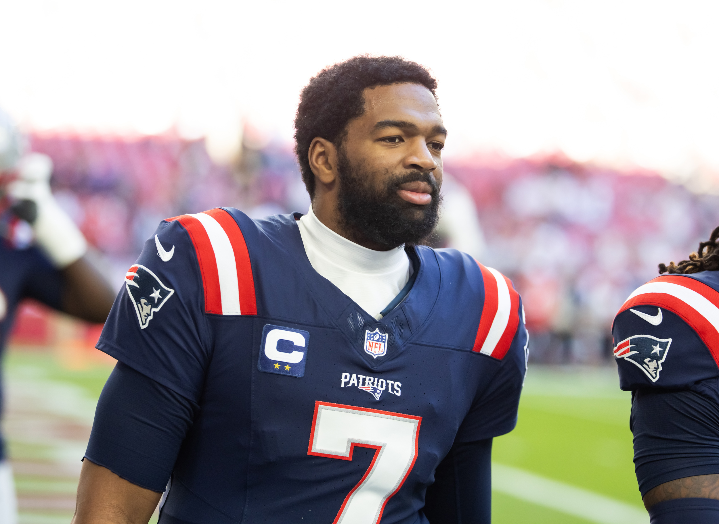 Jacoby Brissett agrees to contract with new team