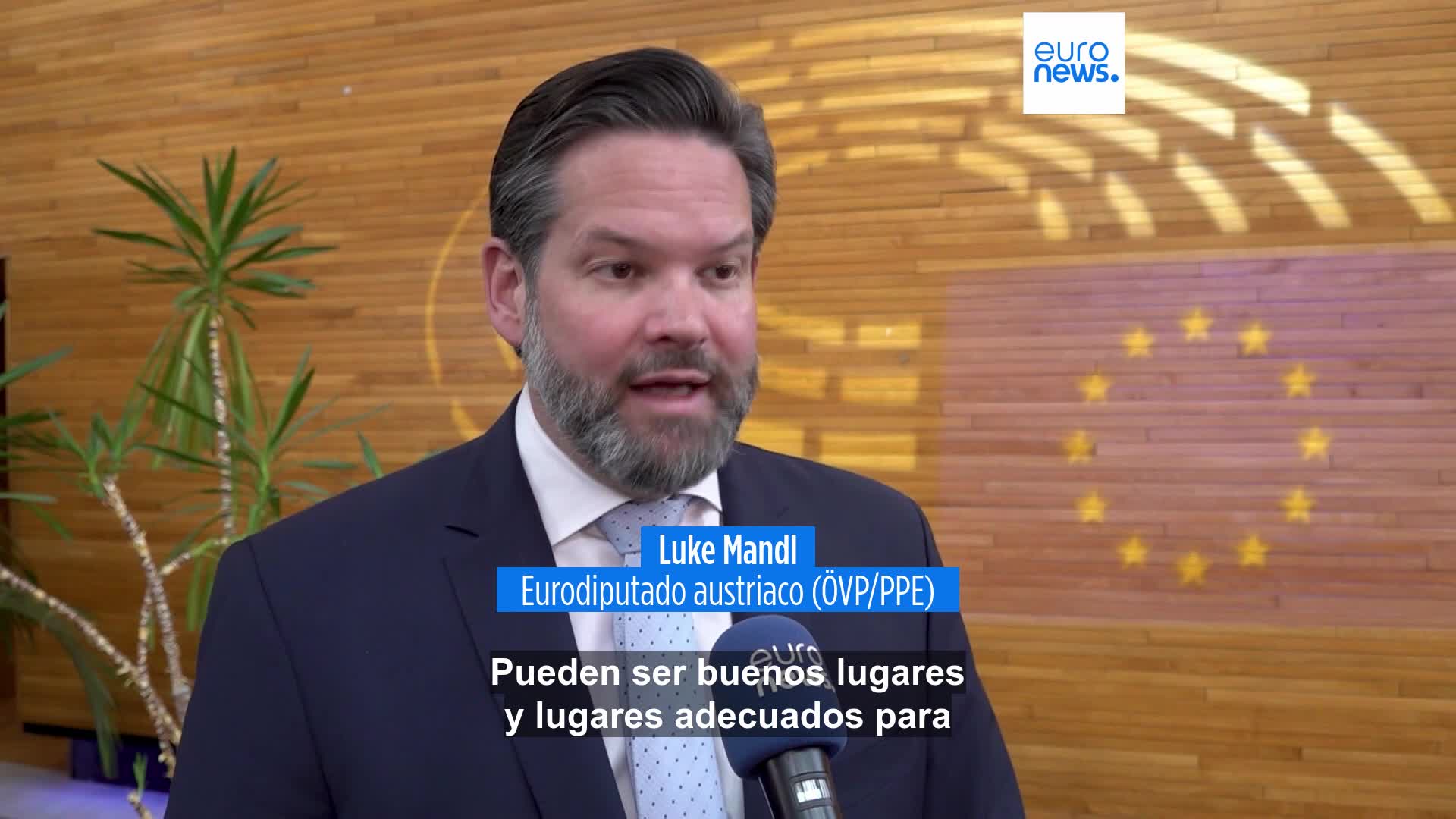 Gold Coast council working to restore eroded beaches by Easter after ...