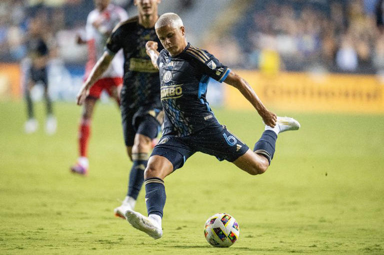 USMNT prodigy Cavan Sullivan, 15, targeting World Cup 2026 ahead of ...