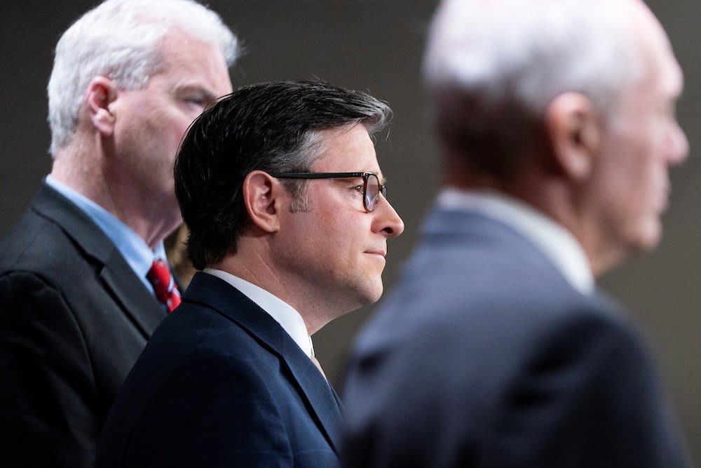 'Cower before a mad king': GOP moves to 'surrender' Congress’ power ...