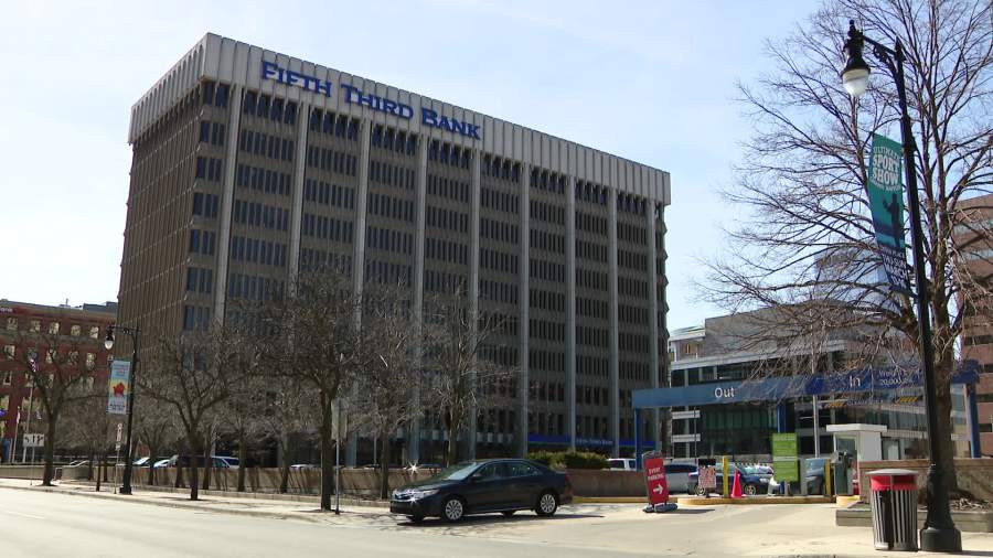 Racing simulator, indoor pool, 140 apartments: What’s next for Fifth ...