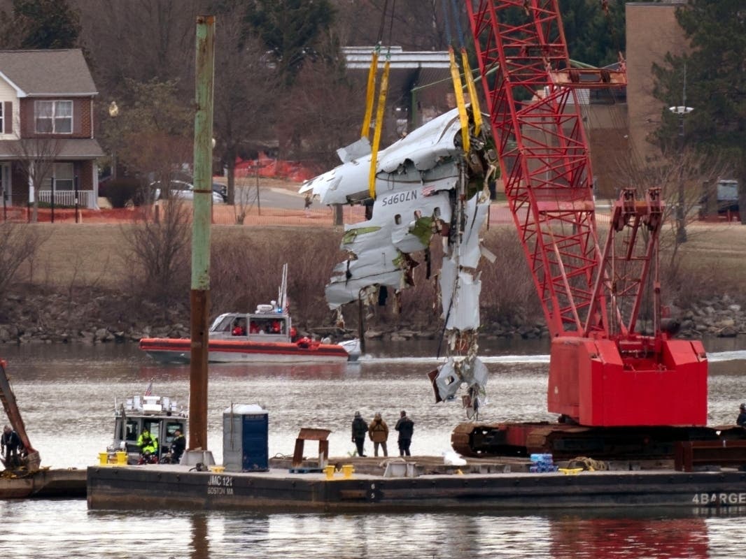 Helicopter Ban Needed To Prevent Reagan Airport Collisions: NTSB
