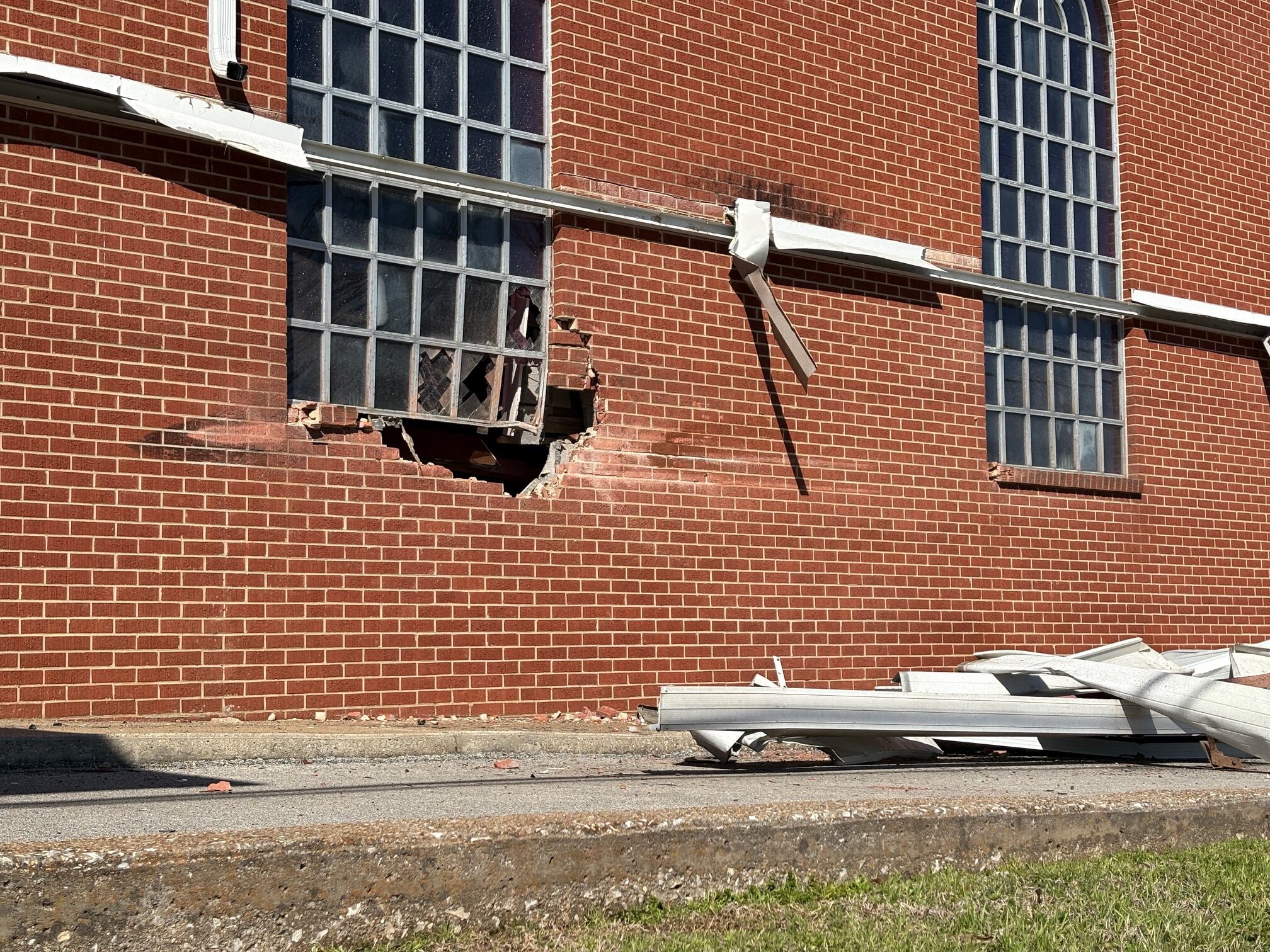 Kilgore man killed after 114 mph chase ends with crash into sanctuary