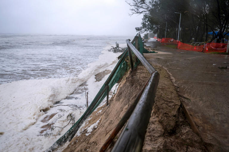 Australia's Gold Coast has all but disappeared after Tropical Cyclone ...