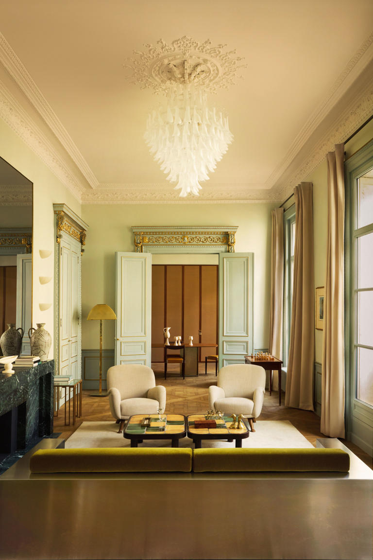 À Saint-Germain-des-Prés, la nouvelle vie d'un appartement signé Pierre Lacroix