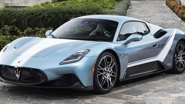 Maserati, Stellantis cambia idea: la supercar elettrica non si farà