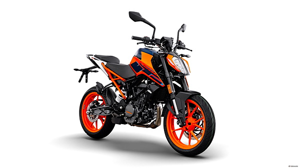 KTM 200 Duke Available with Free Riding Jacket