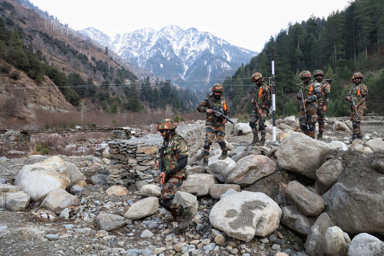 Pakistan Train Hijack: Pakistan Army Rescues 104 Hostages from Hijacked ...