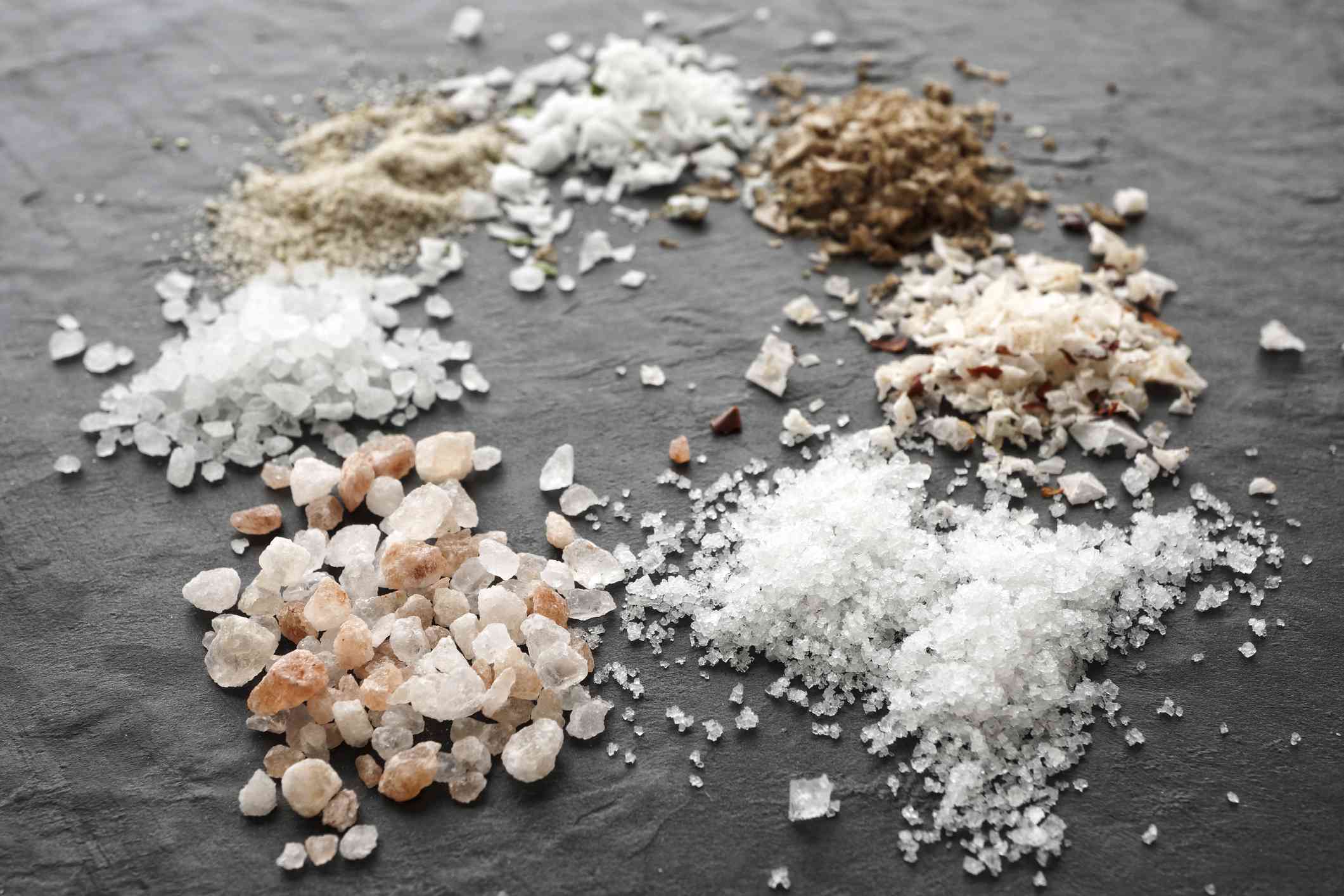 Black Salt or Regular Salt: Which One Is Better for You?