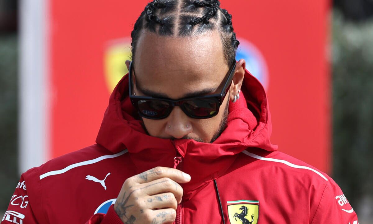 Lewis Hamilton eyes dream Ferrari start as F1 revs up in Melbourne