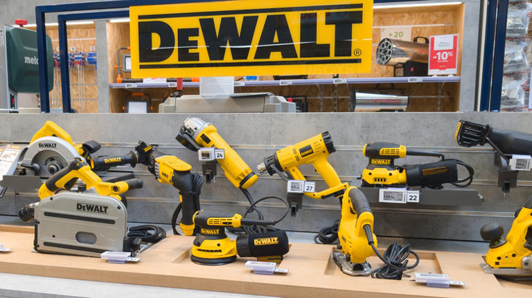 6 High-Value DeWalt Combo Kits That Are Worth The Investment According ...