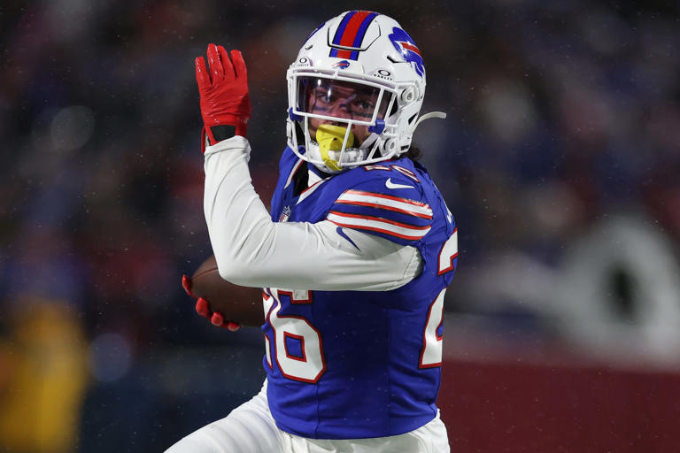 Buffalo Bills re-sign fullback and running back who Josh Allen loves