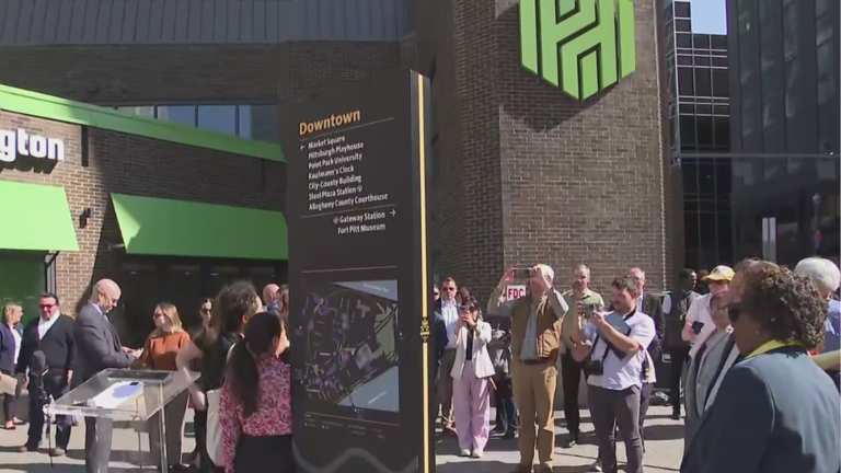 New pedestrian wayfinding system unveiled in Pittsburgh