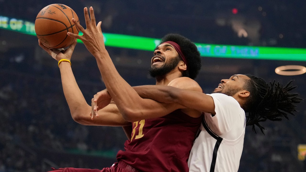 NBA-leading Cavaliers beat Nets for second 15-game win streak of season