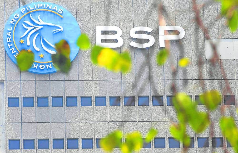 BSP says fresh banknotes available in banks, pushes e-aguinaldo