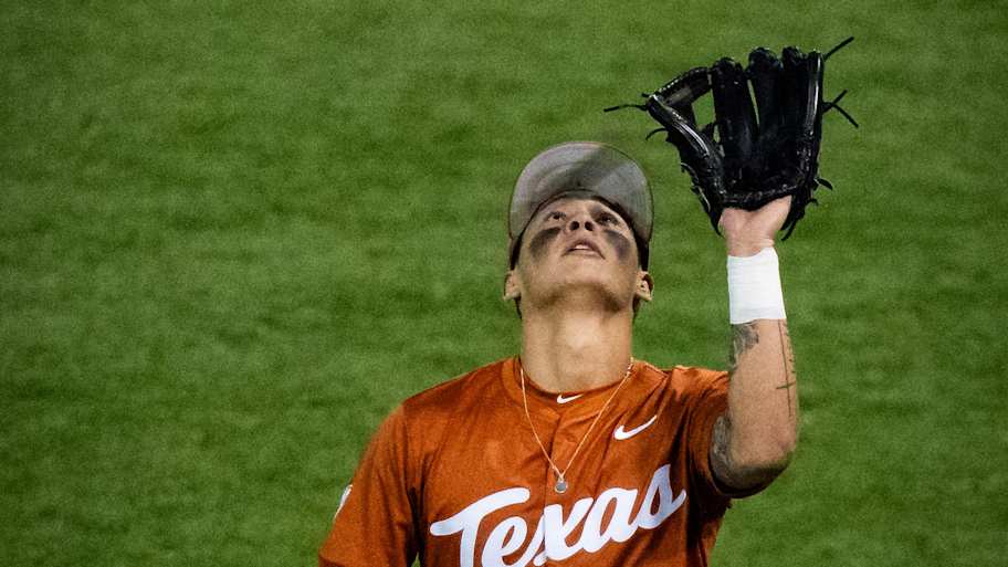 Longhorns Notebook: No. 11 Texas Defeats UT Arlington, Wins 14th Straight