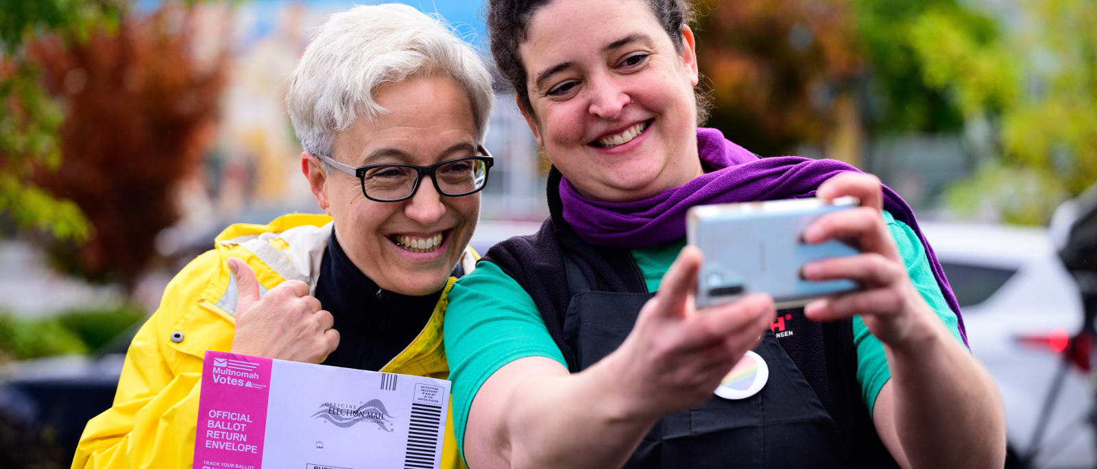 Oregon Governor Cozies Up To Planned Parenthood CEO, Declares Grotesque ...