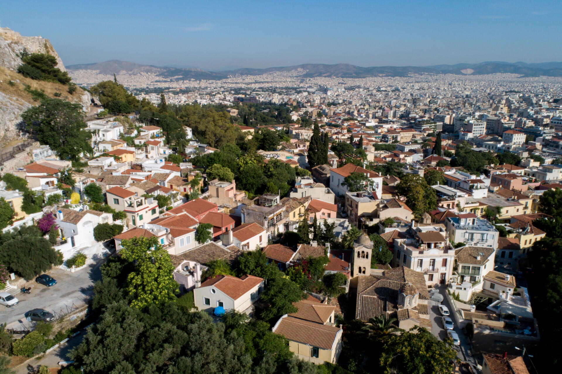 Γόρδιος δεσμός τα κλειστά ακίνητα