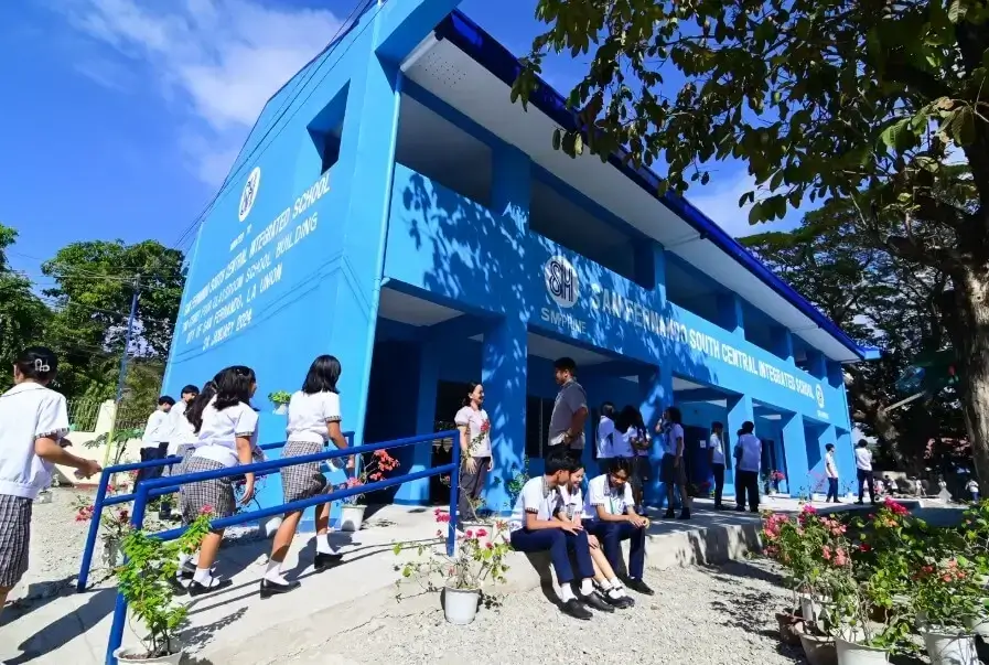 SM Foundation Delivers Over 108,000 Relief Packs and Builds Schools