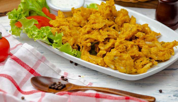 How to make Kanda Bhajji at home? Complete guide to ingredients, recipe ...