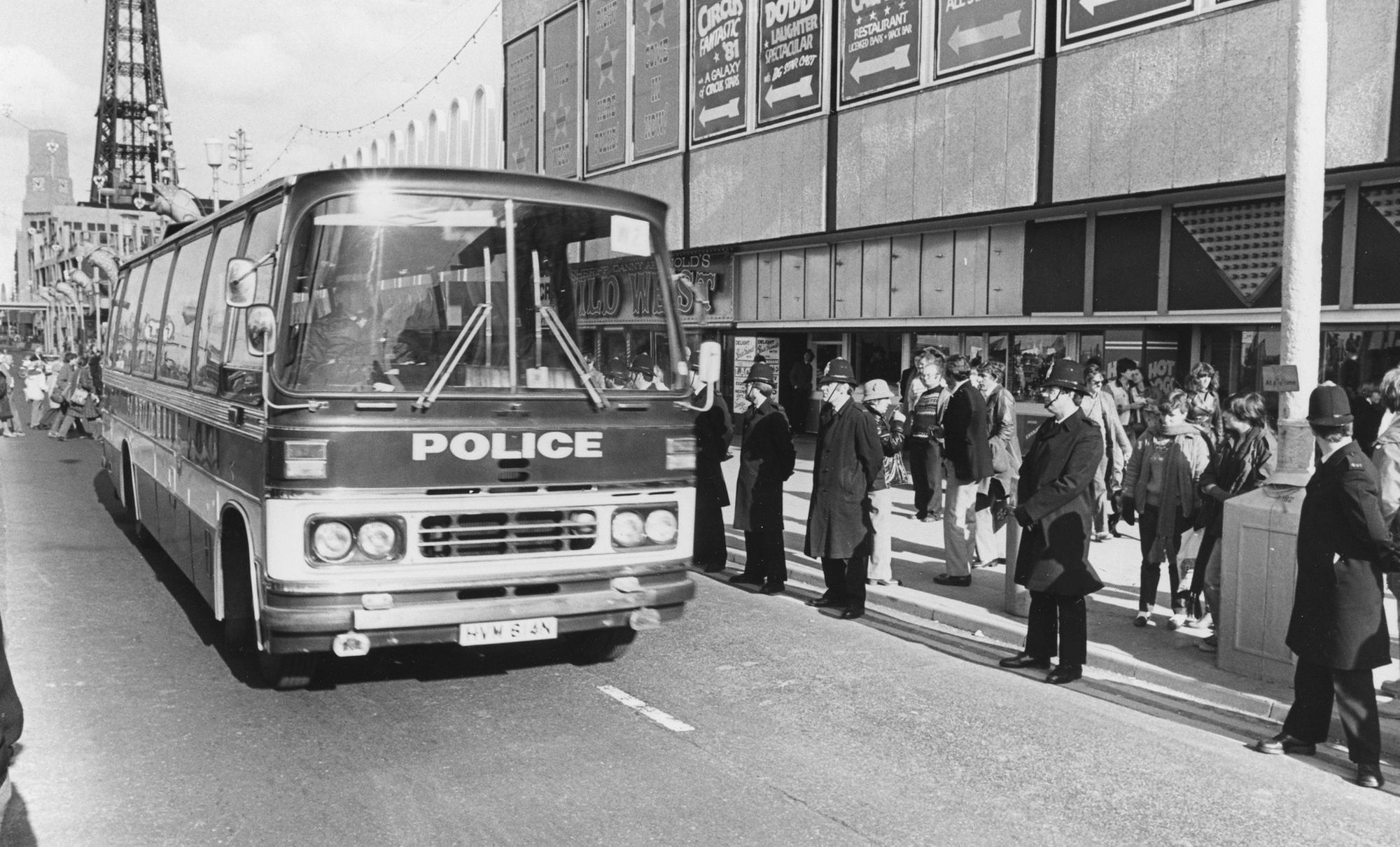 I go back to 1981 through 25 amazing retro pictures meeting Margaret ...