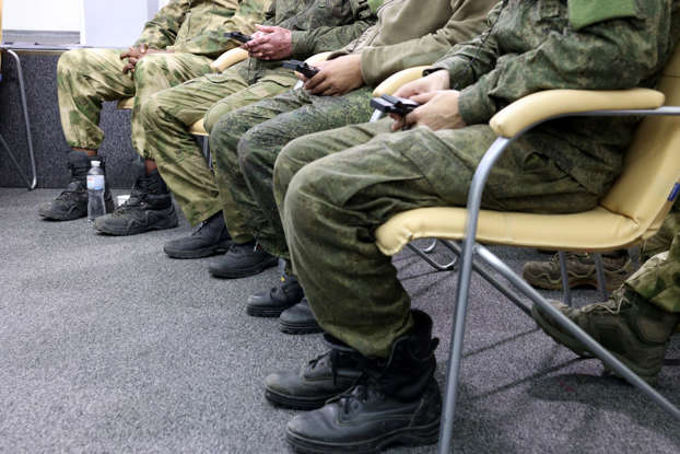 Las fuerzas especiales de Ucrania logran capturar a un soldado ... Las fuerzas especiales de Ucrania logran capturar a un soldado ...