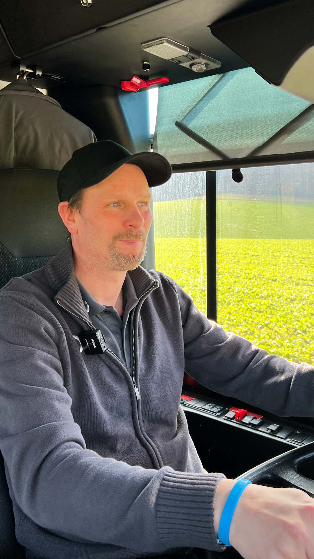 Mr. Bus Driver explains the world of public transport