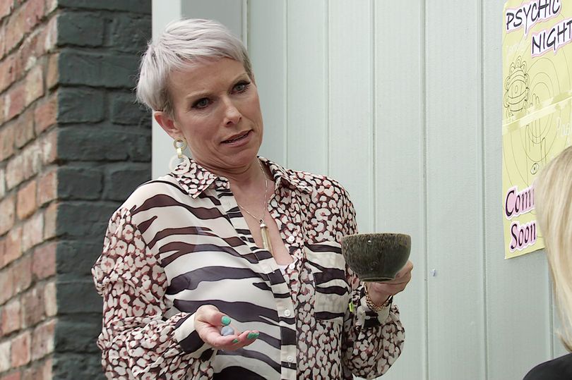 Coronation Street star Sue Devaney's life away from soap from famous ...