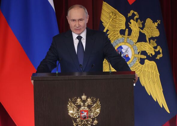 Terrifying maps reveal how 'Russia could collapse NATO' in days