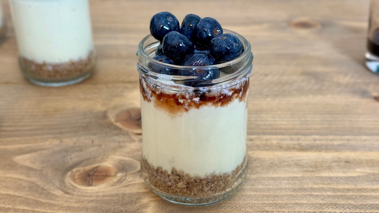 Easy Mini Cheesecakes Recipe – Creamy Bite-Sized Treats