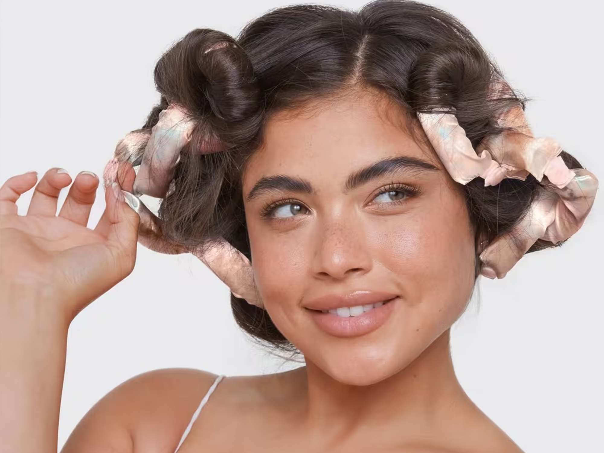 How to Use Satin Heatless Rollers—And Achieve Your Bounciest Blowout Yet