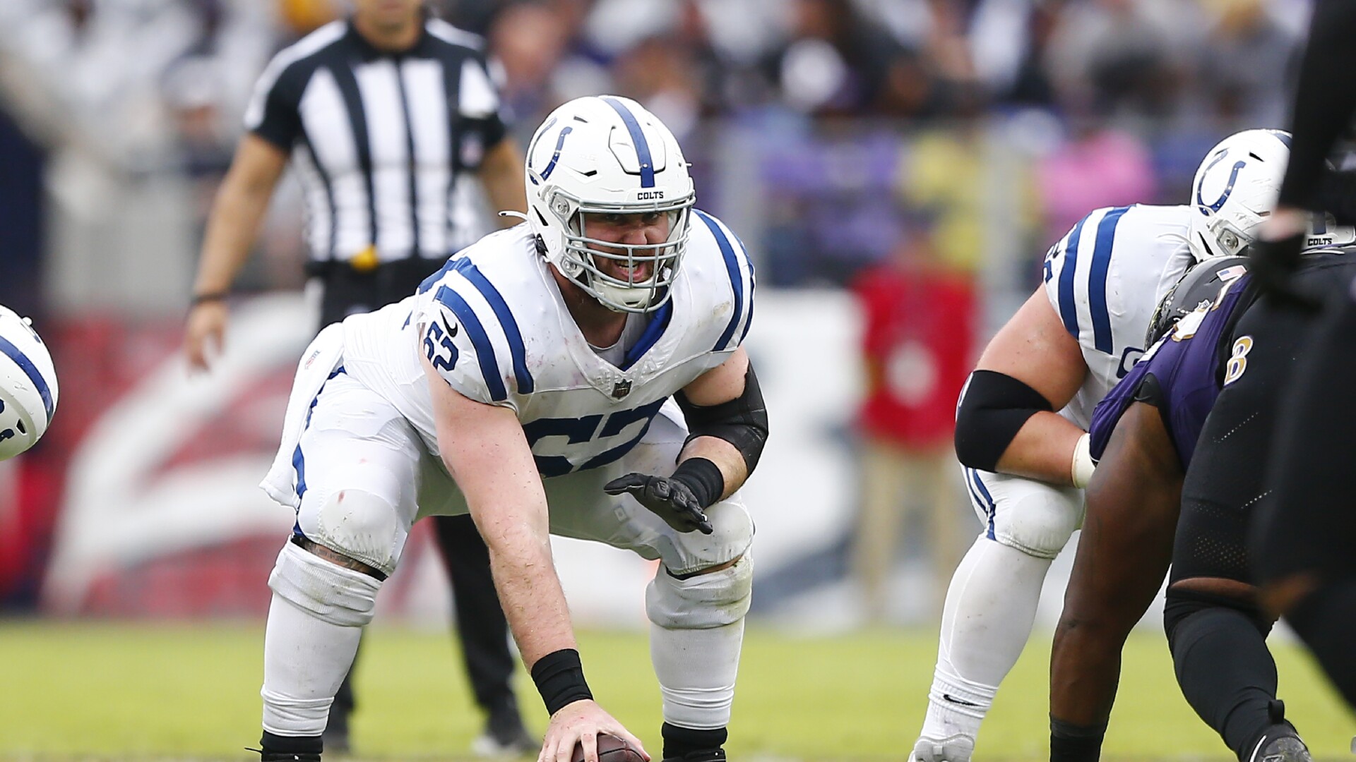 Colts re-sign C Wesley French