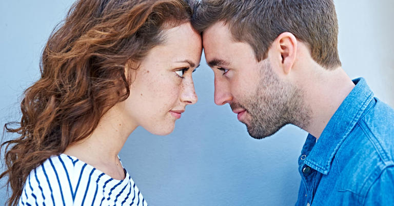 Therapist: 6 habits of couples who feel 'emotionally secure' in their ...