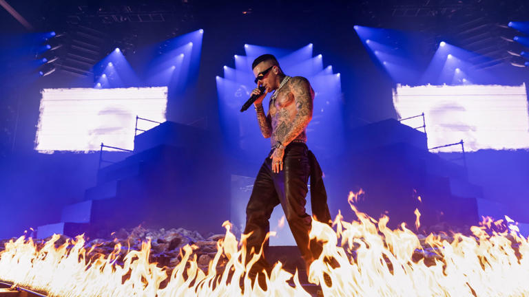 Sfera Ebbasta a Roma, la scaletta del concerto sold out al Palazzo dello Sport, 12 marzo 2025