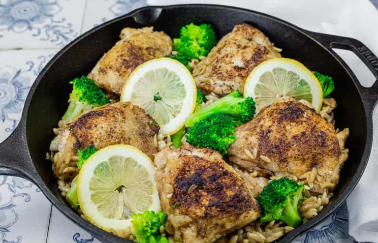 Lemon Chicken Orzo Skillet with Broccoli