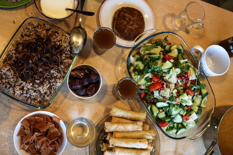 Ramadan 2025 latest schedule of prayer, meal and fasting times ...