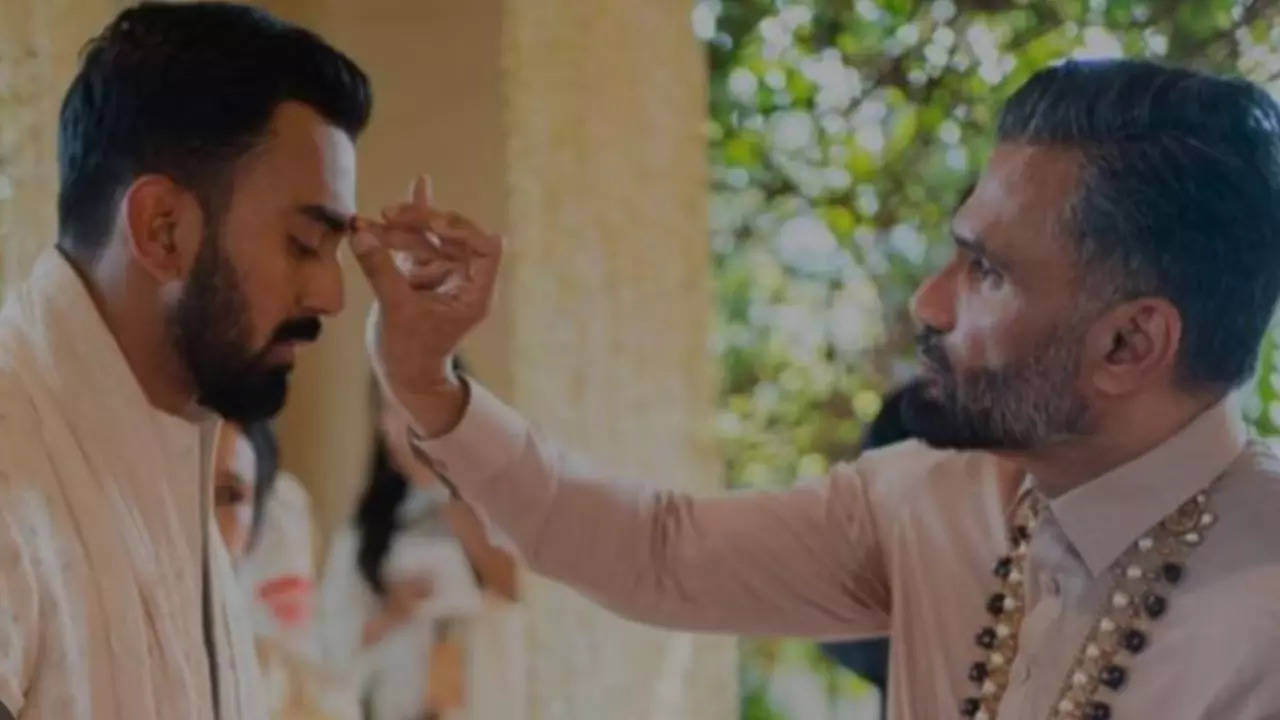 Suniel Shetty reacts to KL Rahul’s performance in Champions Trophy ... Suniel Shetty reacts to KL Rahul’s performance in Champions Trophy ...