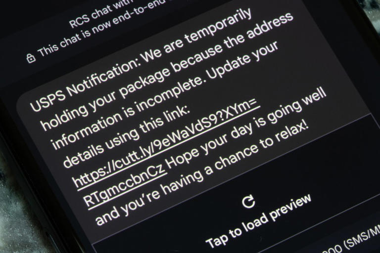 FBI’s warning to iPhone, Android users: Delete these ‘smishing’ texts now FBI’s warning to iPhone, Android users: Delete these ‘smishing’ texts now