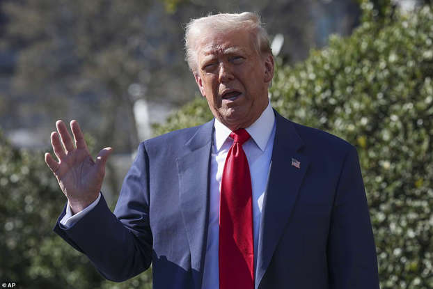 Trump breaks silence after market tanks over trade war Trump breaks silence after market tanks over trade war