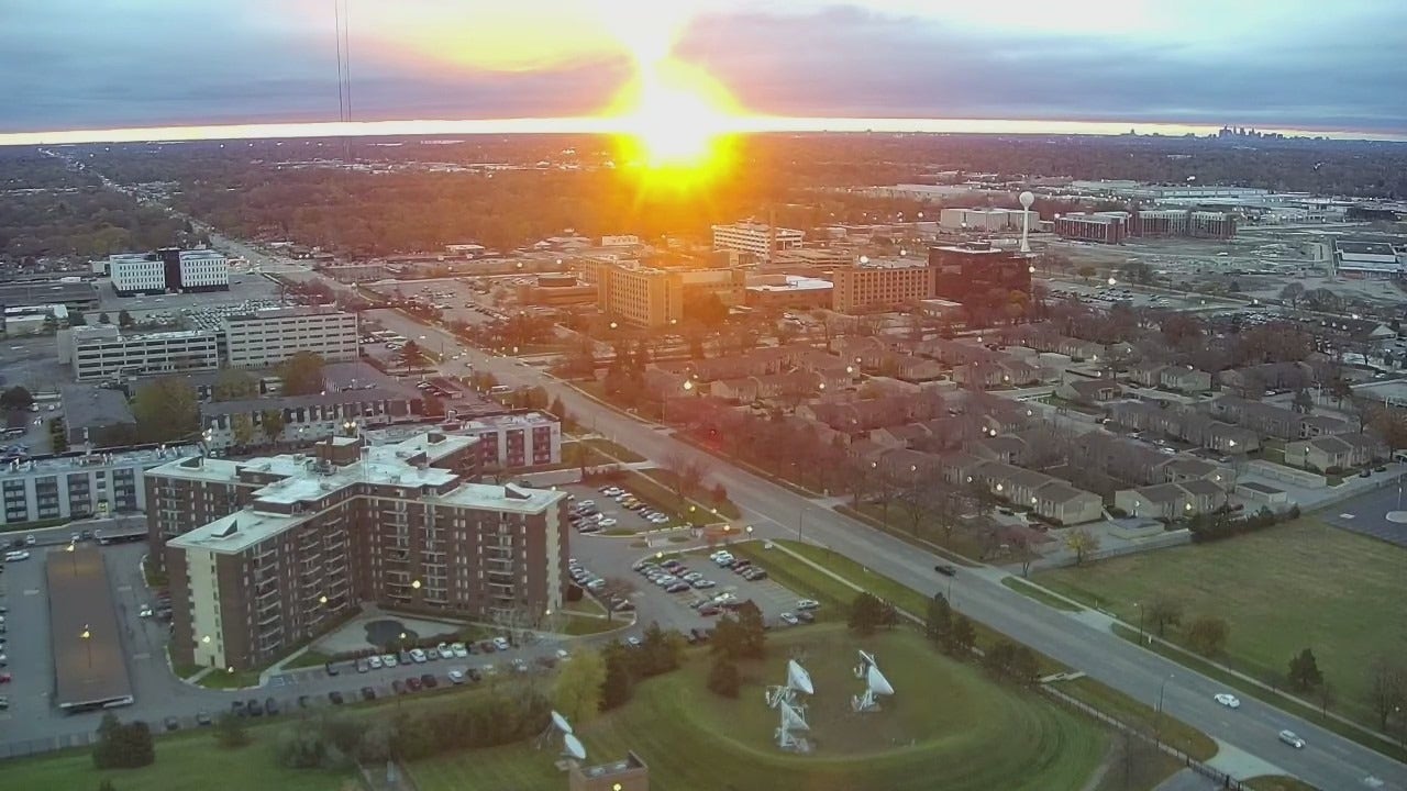 Metro Detroit weather: Air Quality Alert continues as temps climb to 90s