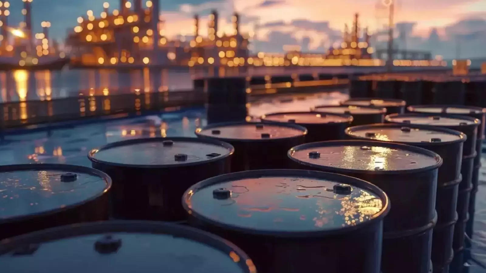 Commodity Talk: What crude oil's 3-year low means to traders? Axis ...