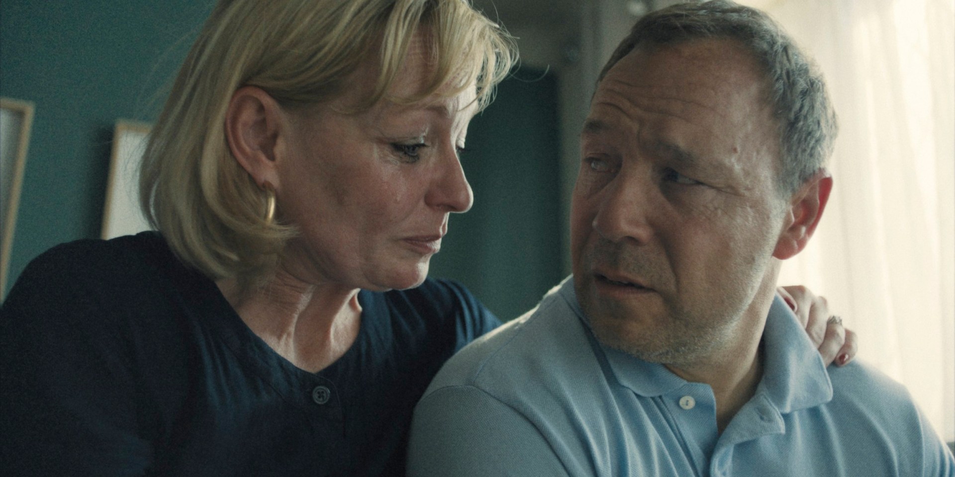 Here's why soap fans recognise Stephen Graham's 'wife' in Netflix's ...
