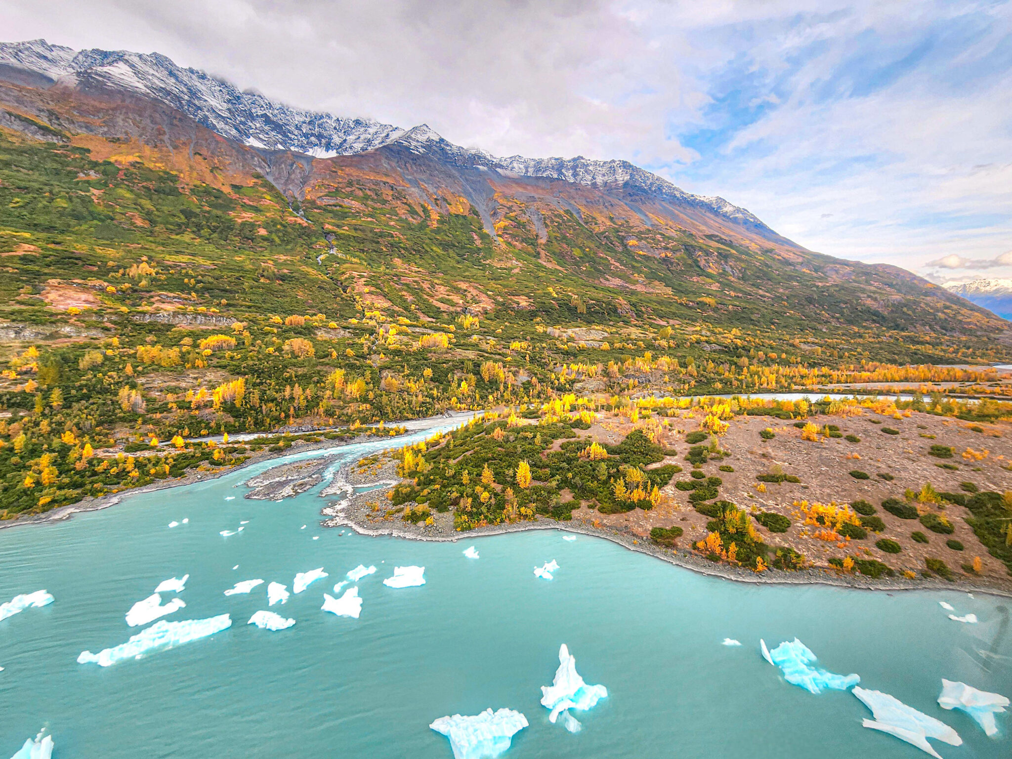 15 Easy and Adventurous Day Trips From Anchorage