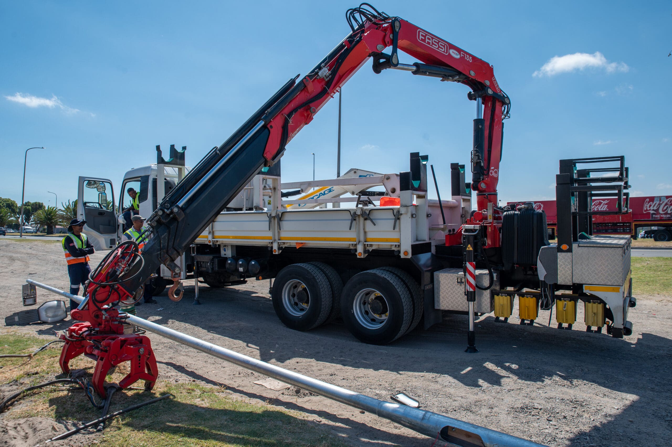 High-Tech Trucks Transform Streetlight Maintenance In Cape Town