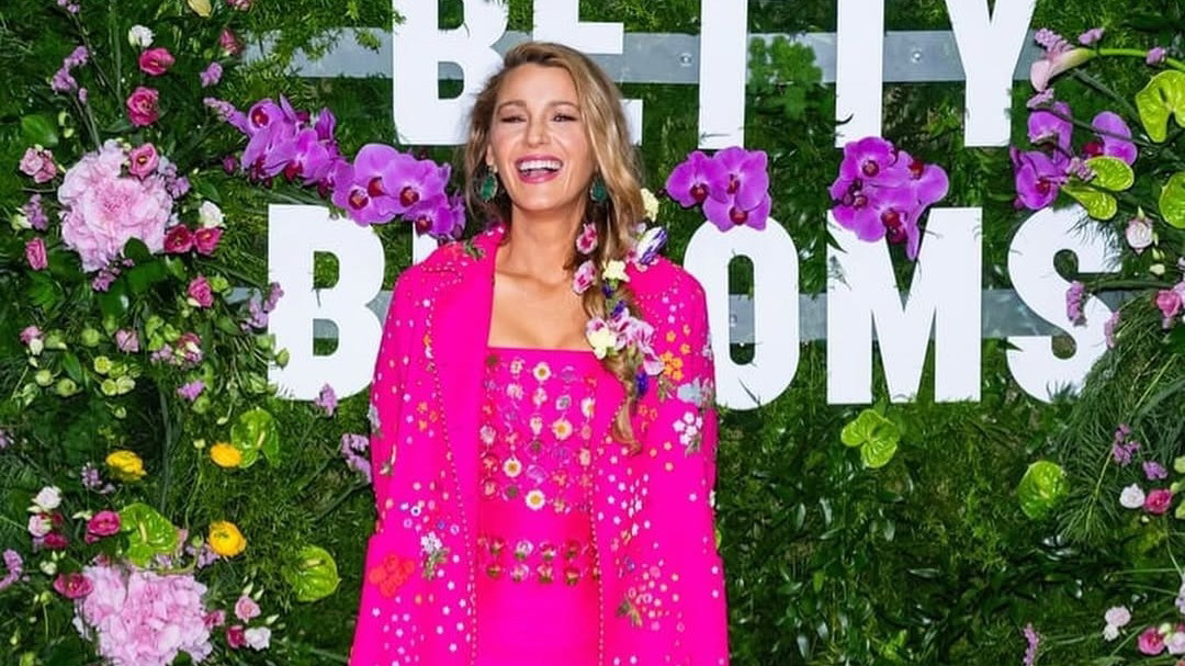 Blake Lively thanks fans amid row with co-star Justin Baldoni Blake Lively thanks fans amid row with co-star Justin Baldoni