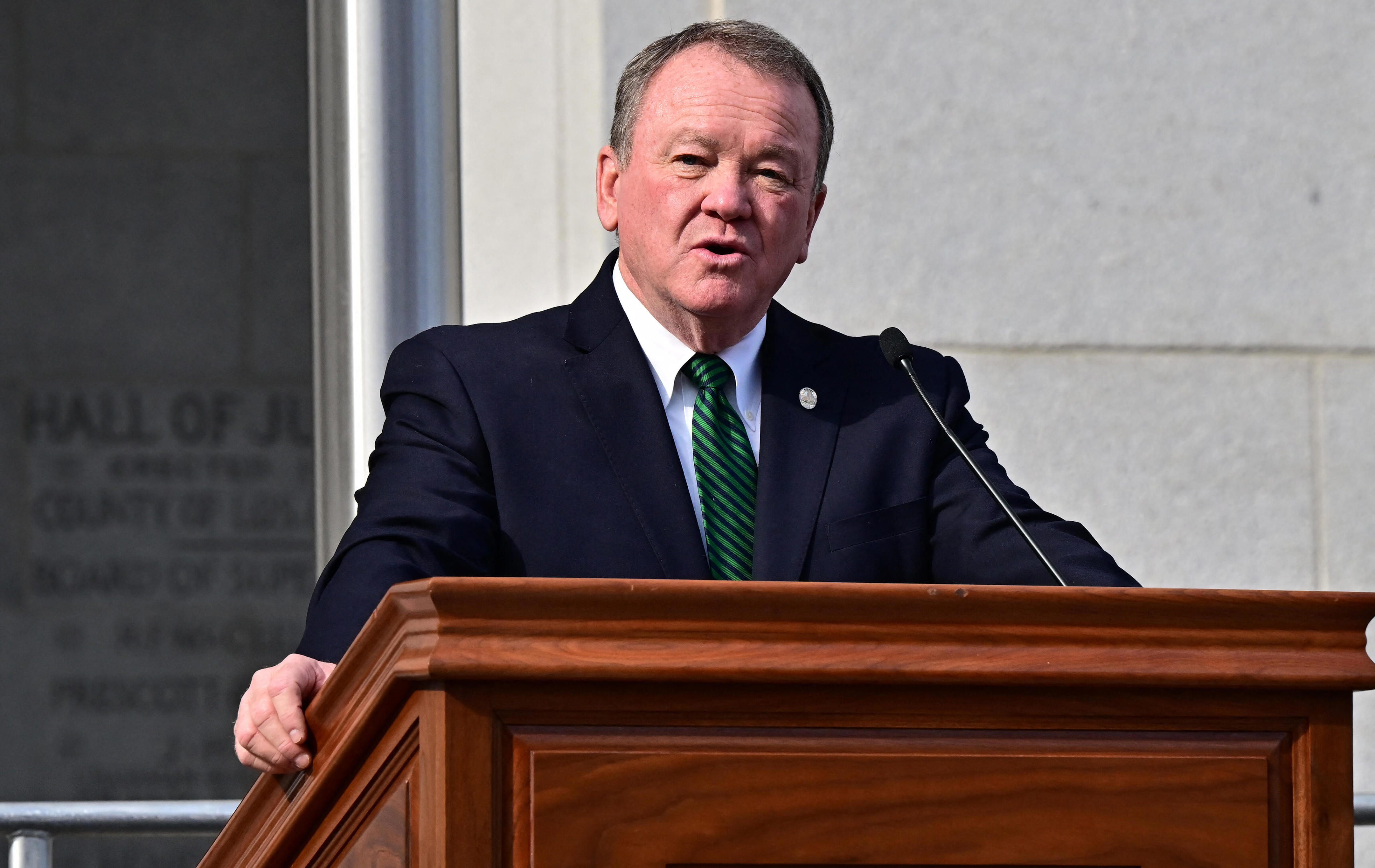 LAPD Chief: Investigation into Racist Remarks by Officers to be Expedited