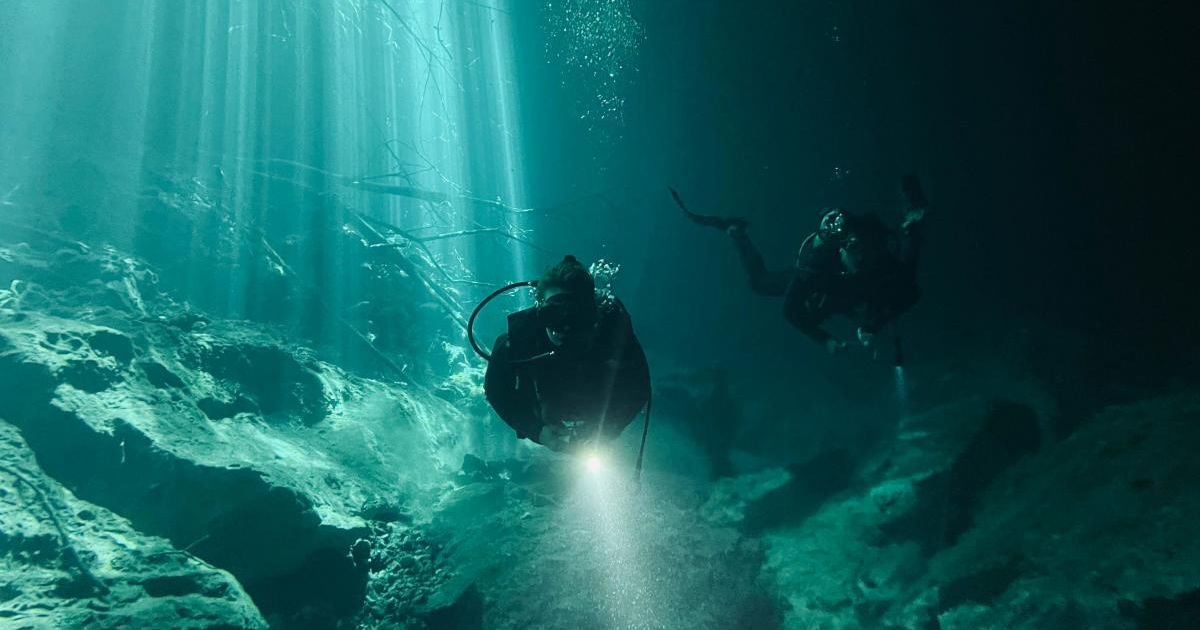 Archaeologists Discover a 7,000-Year-Old Road Built at The Bottom of ...