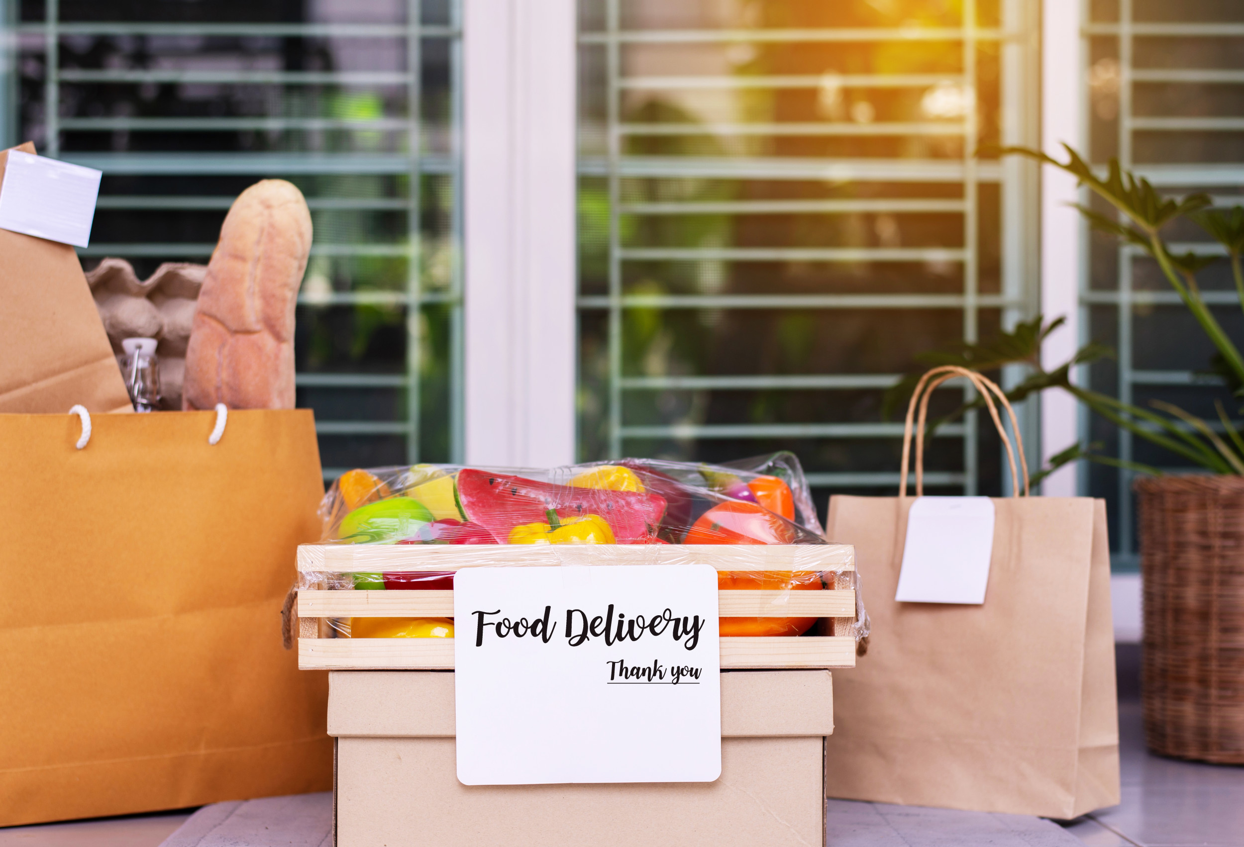 Delivery Driver in Shock at What Homeowner Leaves